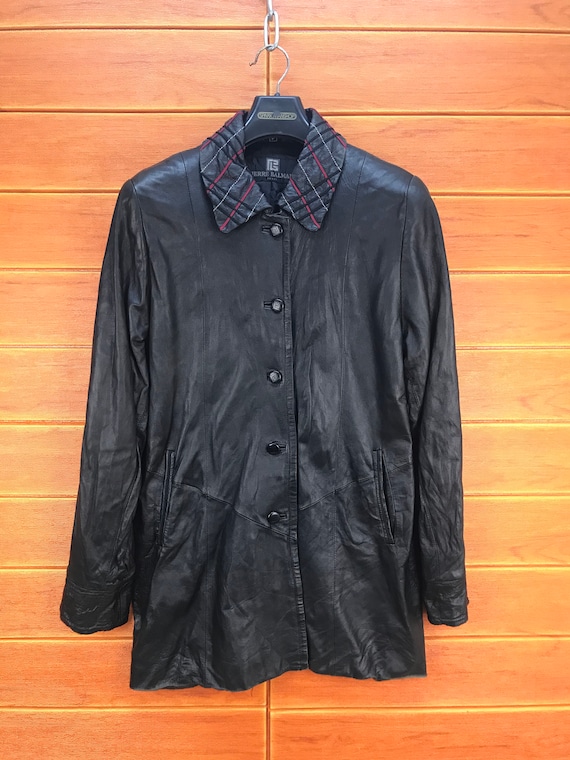 Vintage PIERRE BALMAIN PARIS Woman Leather Jacket / Size L Vintage PIERRE BALMAIN PARIS Woman Leather Jacket / Size L
