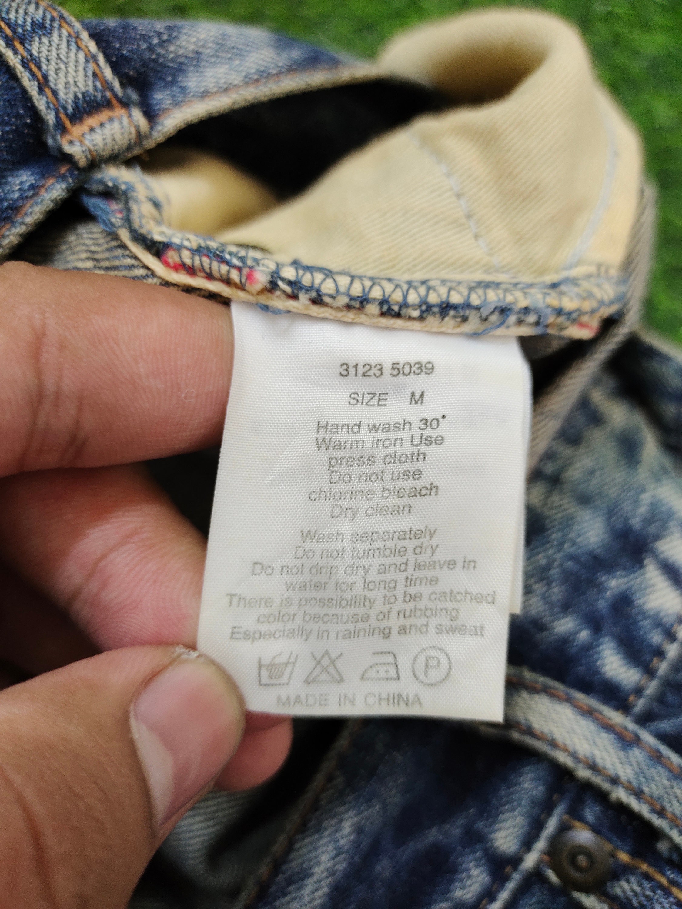W32x29.5 Genuine Vintage GOA Distress Faded Selvedge Denim W32x29.5 Genuine Vintage GOA Distress Faded Selvedge Denim