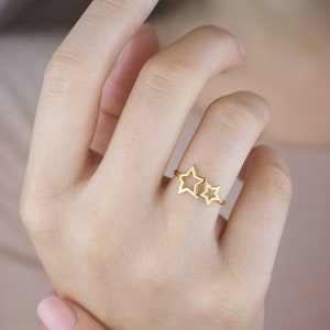 Double Star Ring, Gold Band, Two Stars in Gold, 9K 14K 18K Gold Ring ...