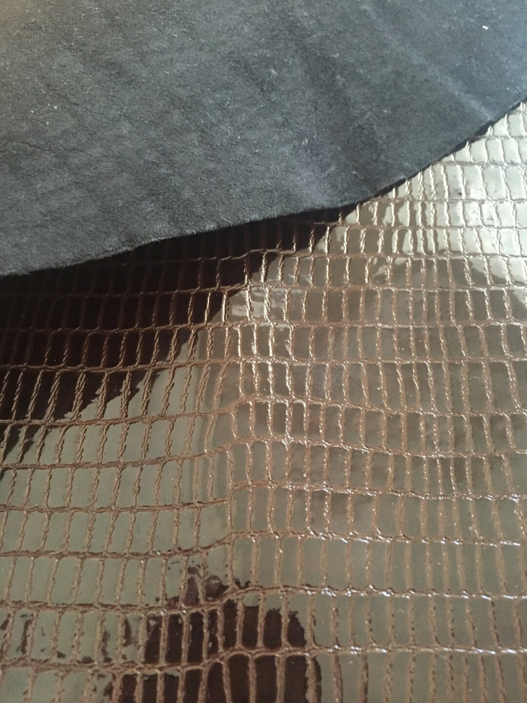 Genuine Cow Leather Varnished Hide Thickness of 1 Mm, Full Hides, Brown ...