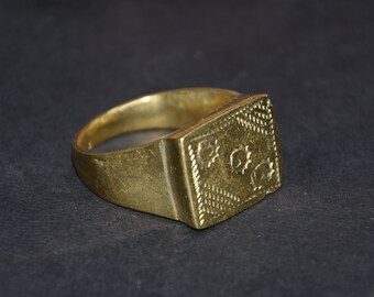 Hard Ring - Etsy