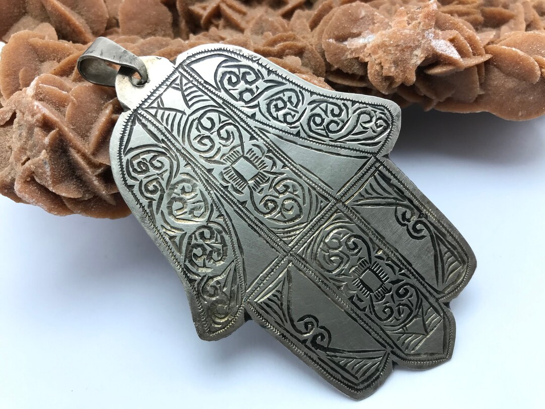 Vintage Berber Silver Hand of Fatima Pendant - Essaouira Morocco - Etsy
