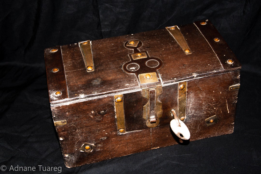 Antique Tuareg Kitab Chest: Moroccan Berber Brass Inlay, Home Decor - Etsy