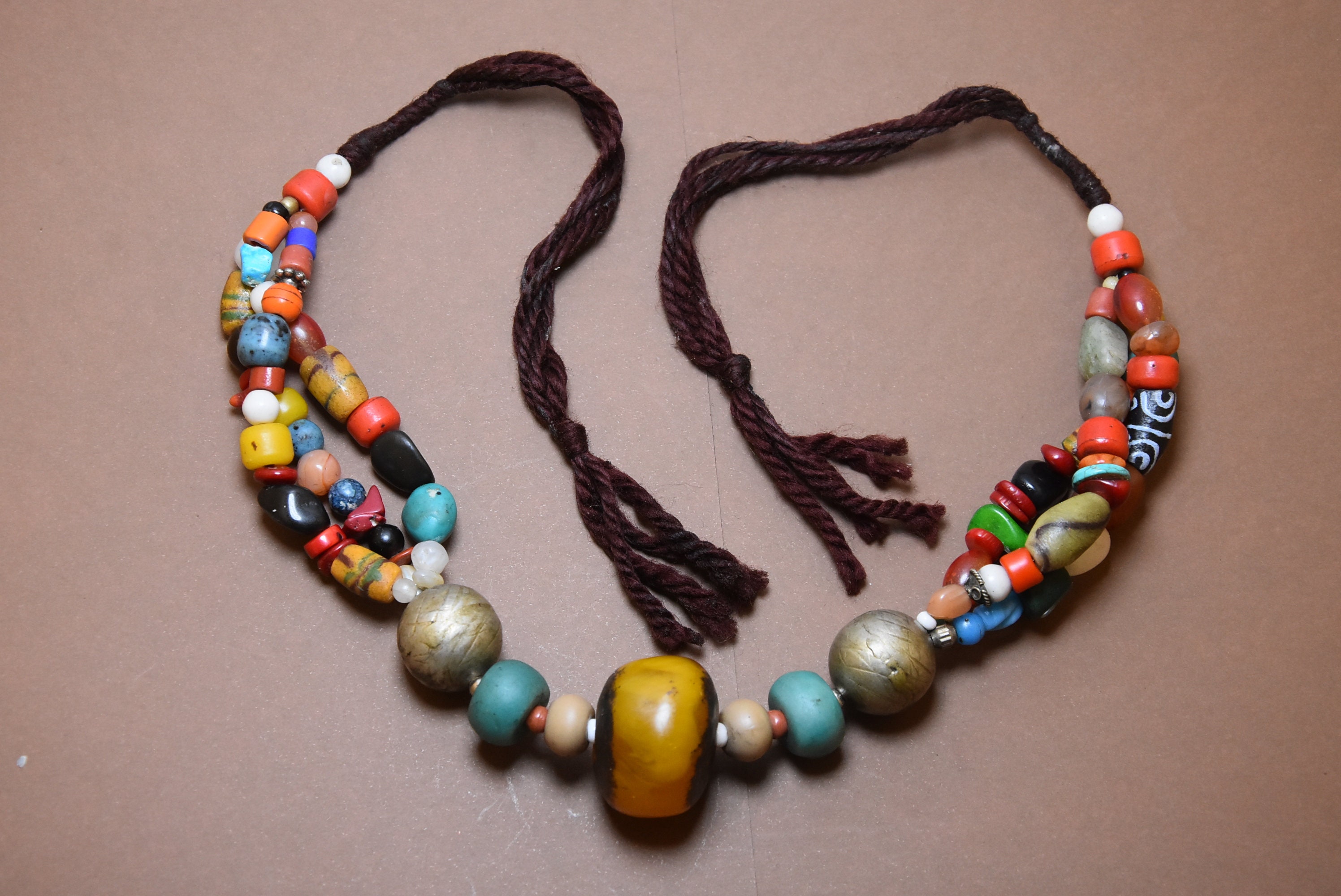 collier berbère marocain corail , ancienne berbère collier amazigh ...