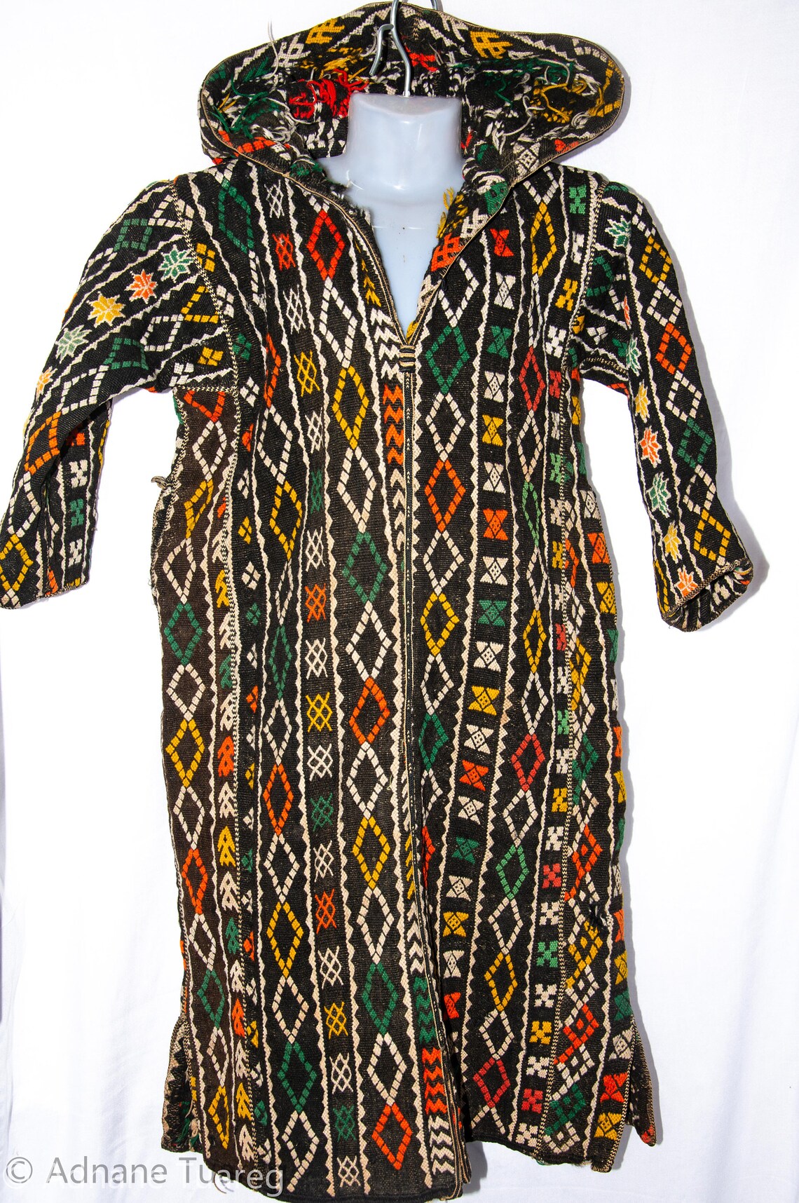 Berber DJELLABA – Beni Ouarain Tribe, Taza, Rif Mountains, Morocco ...