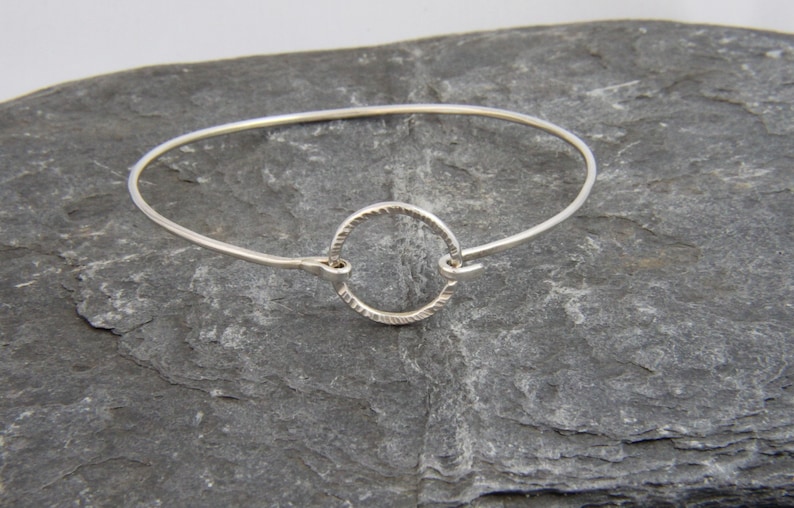 Clasp Bangle Circle Bangle Hammered Sterling Silver Bangle - Etsy UK