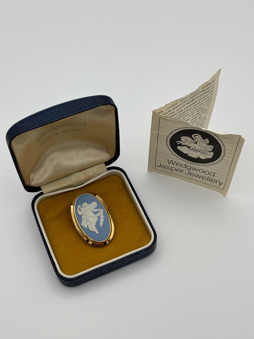 Wedgwood, 70s Vintage Blue Jasperware Cameo Brooch, in Original Box - Etsy