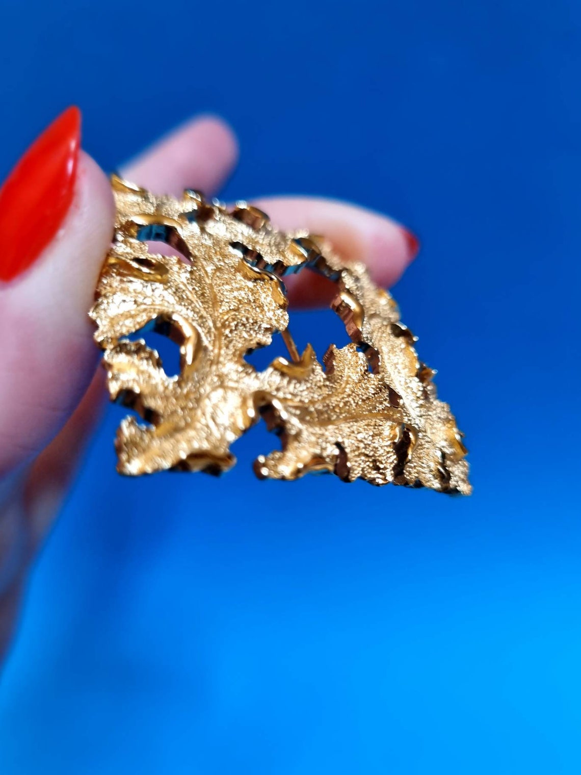 Trifari 60s Vintage Gold Plated Square Oak Leaves Brooch - Etsy