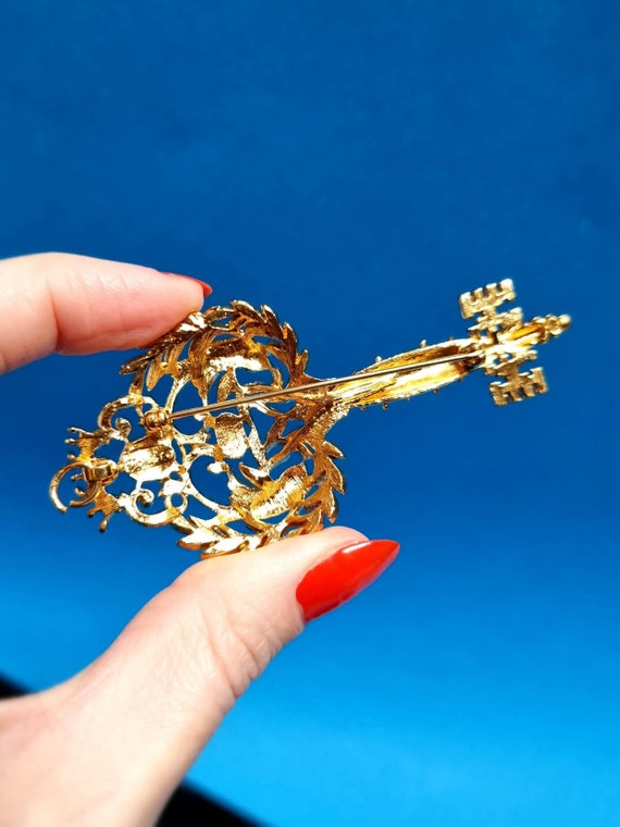 Monet, 60s vintage gold plated key brooch / pendant - Gem