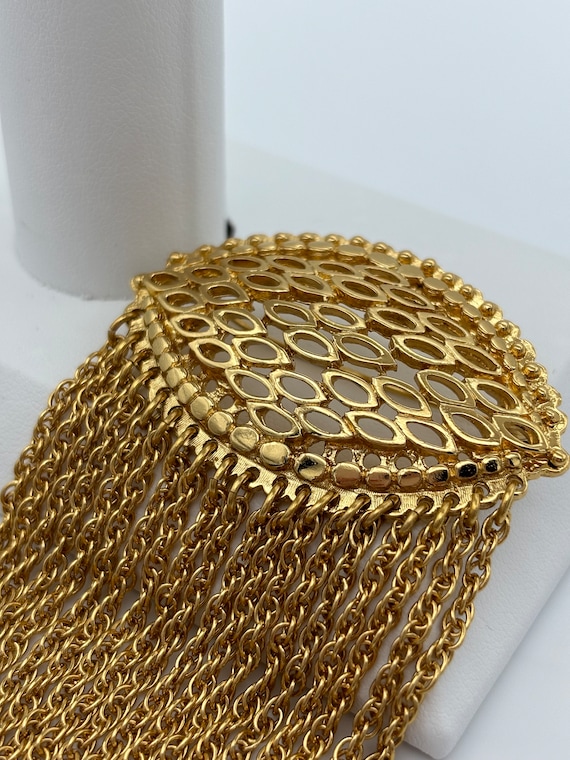 Monet, 60s vintage gold plated dangling chains brooch - Gem