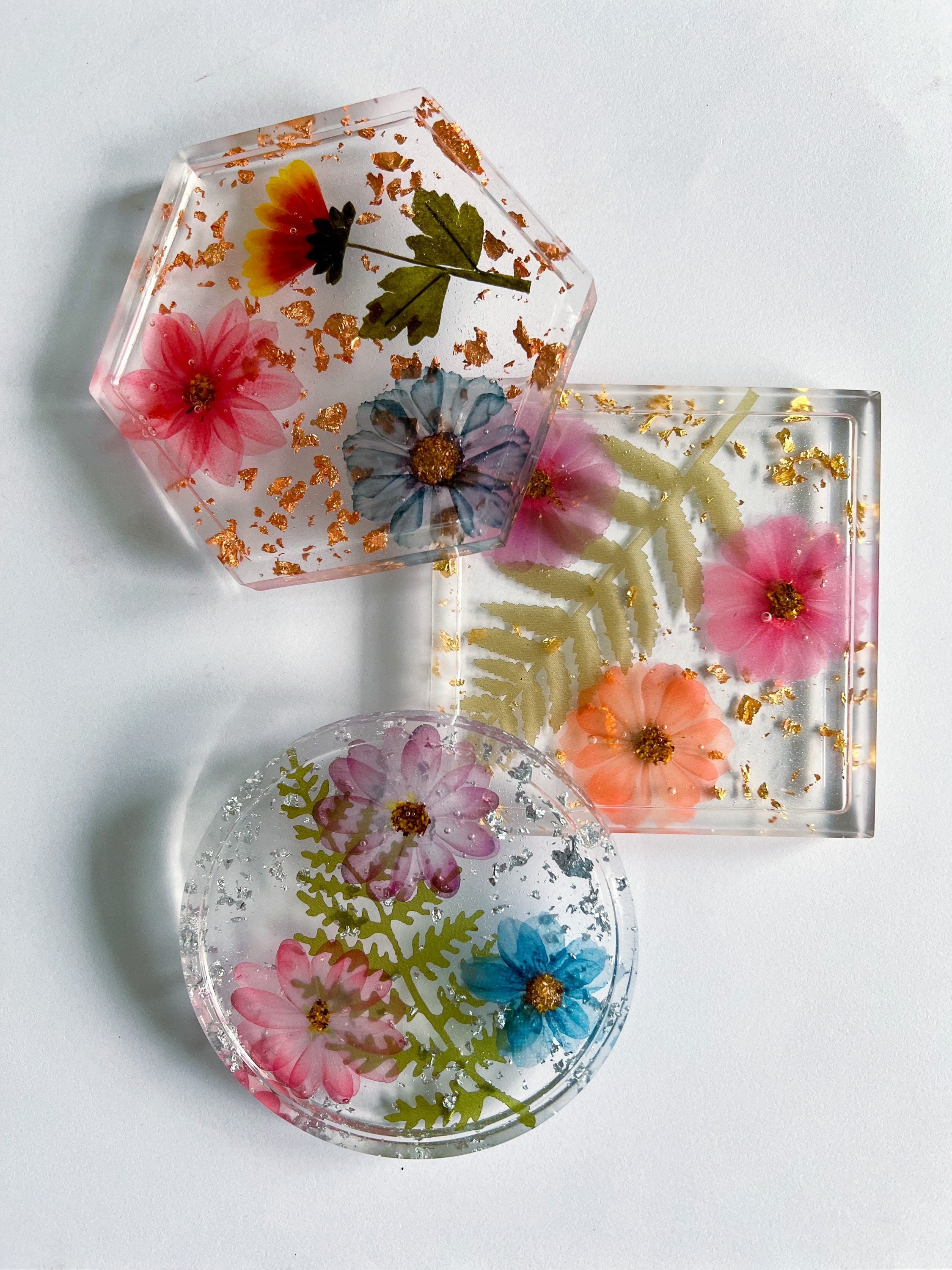 Resin Gold Flake Flower Coaster - Etsy