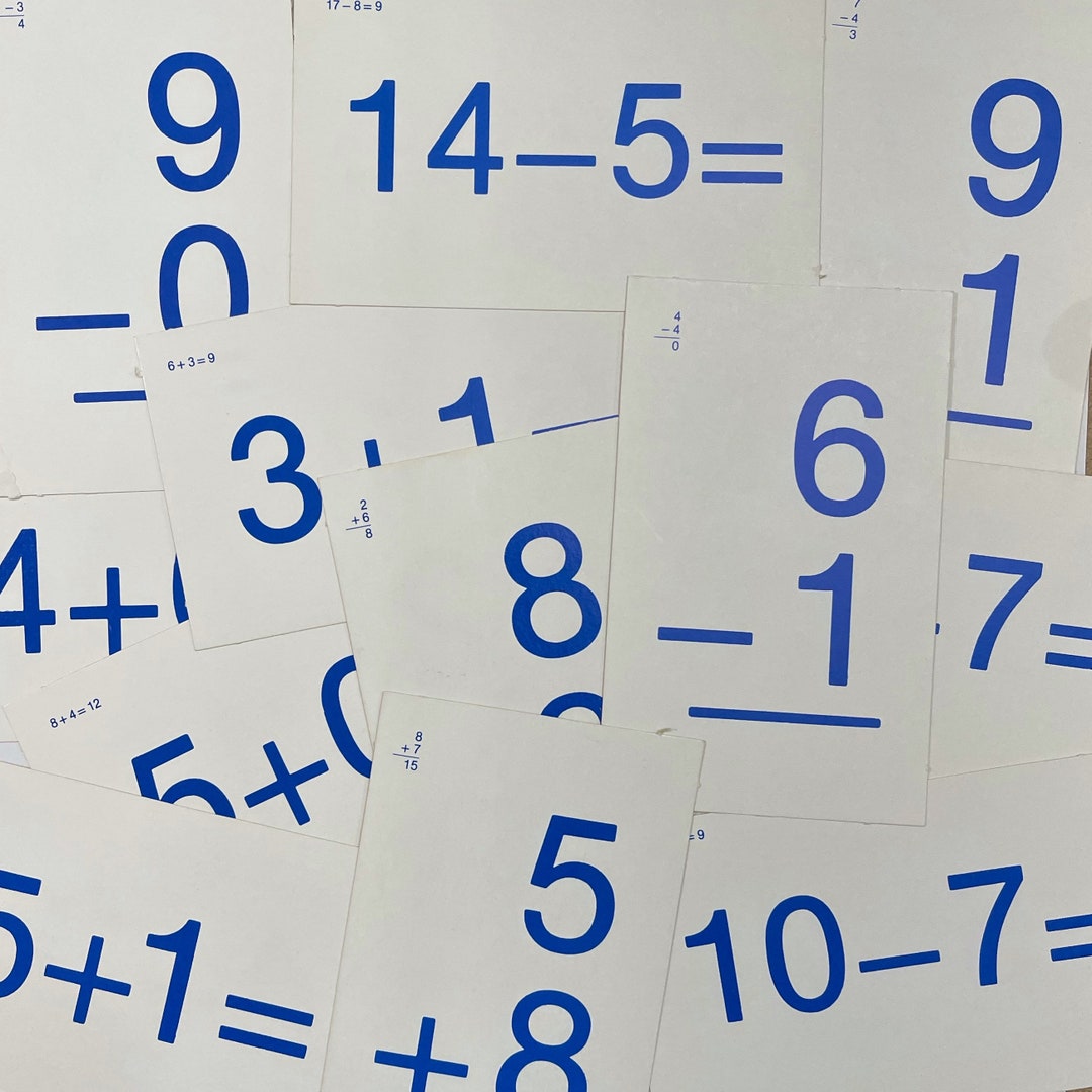 Juego de 12 bright blue flash cards. adición. sustracción. Suministro ...