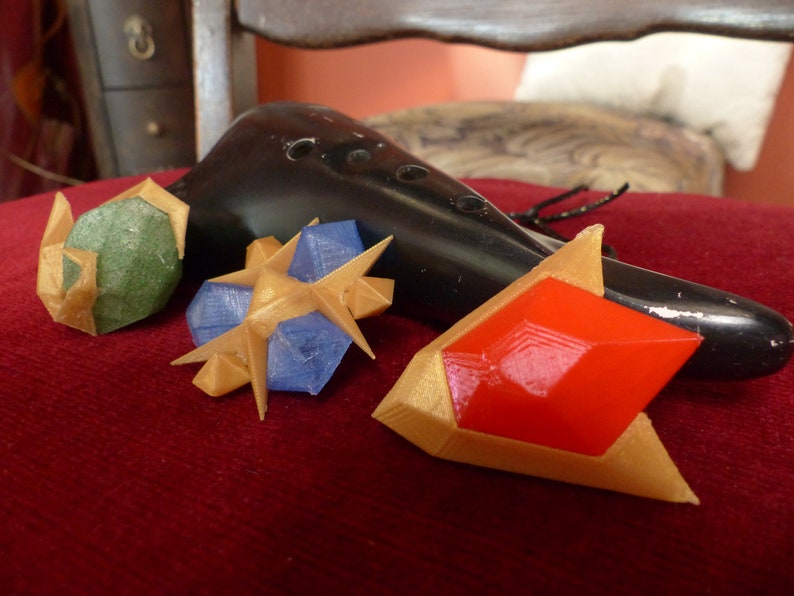 Spiritual Stones: Kokiri Emerald + Goron's Ruby + Zora's Sapphire ...