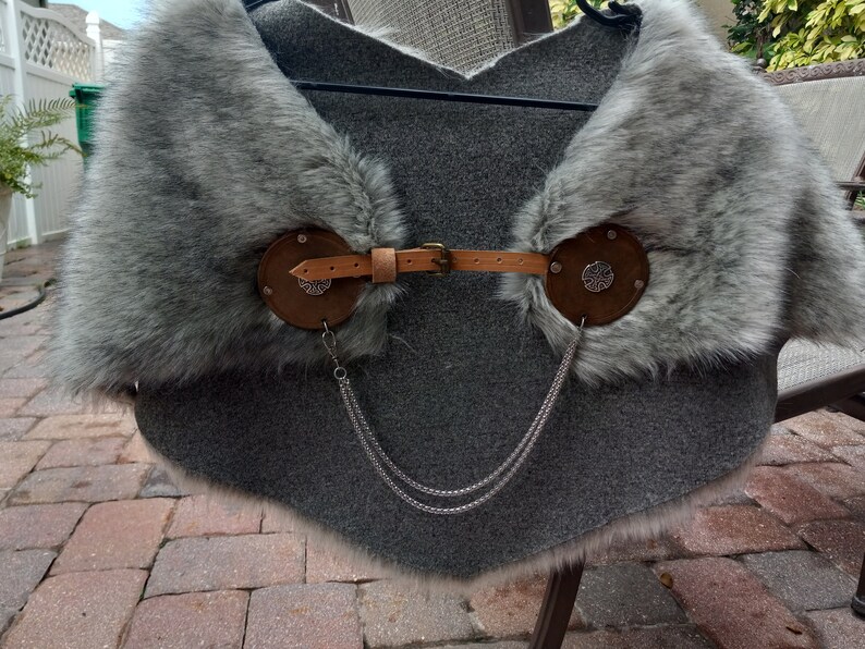 Decorative Faux Fur Mantle for Viking / Barbarian / Tribal Larp and ...