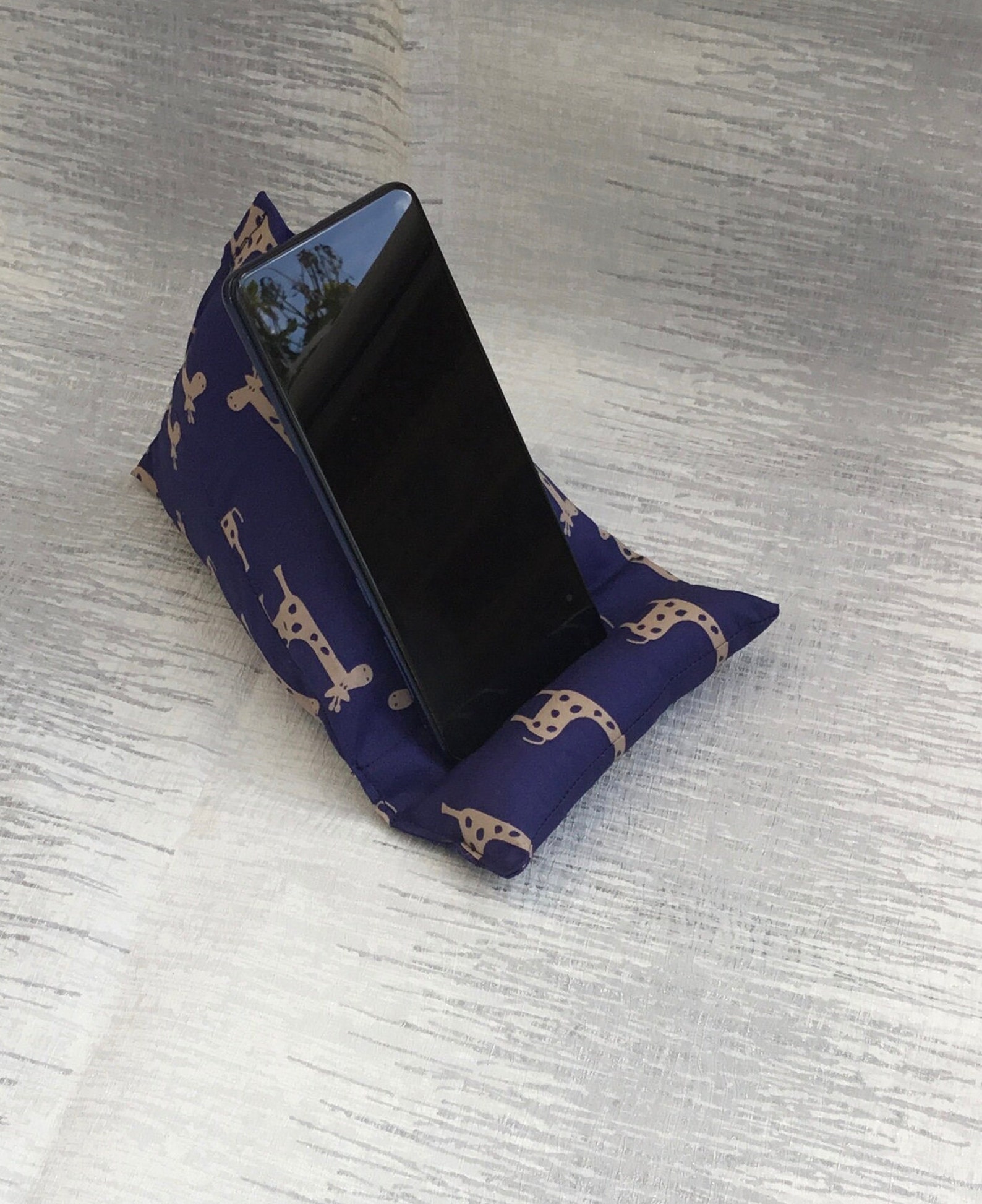 Giraffe Phone Stand Cell Phone Stand Tech Gift Phone - Etsy UK