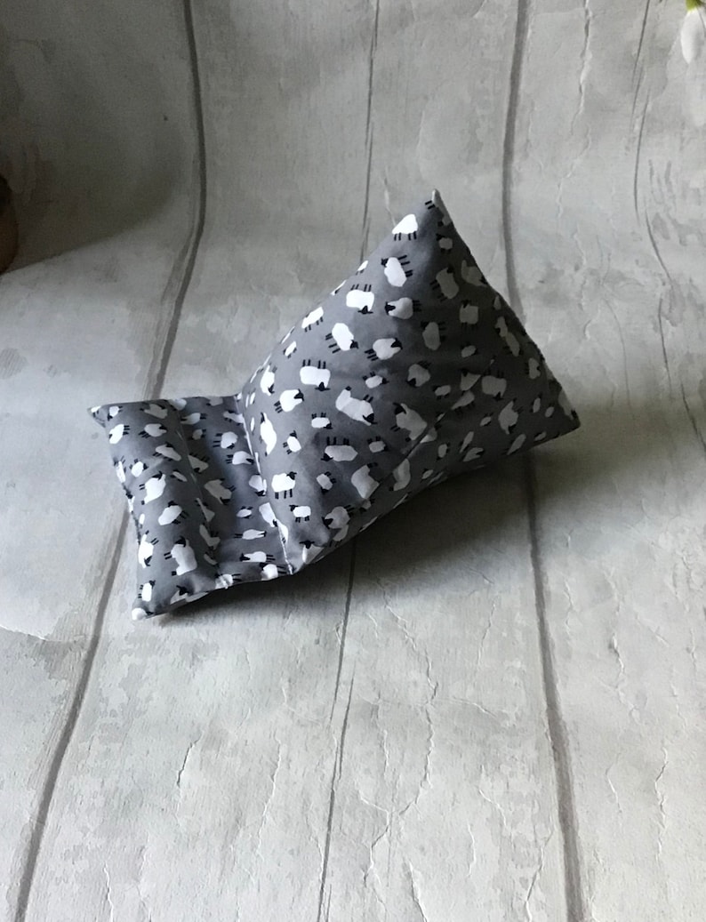 Mobile phone stand sheep phone beanie sheep themed kindle | Etsy