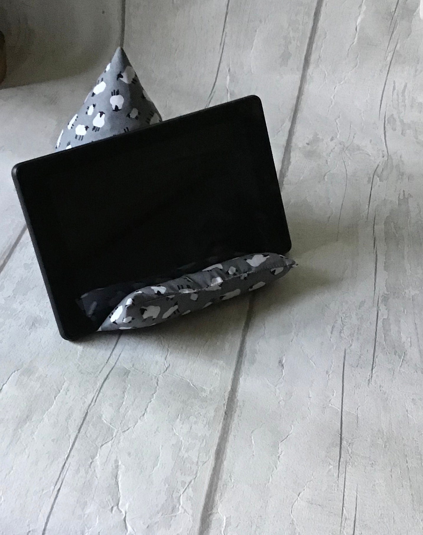 Mobile phone stand sheep phone beanie sheep themed kindle | Etsy