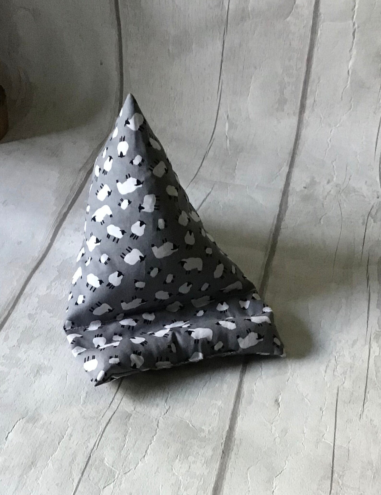 Mobile Phone Stand Sheep, Phone Beanie, Sheep Themed, Kindle Stand ...