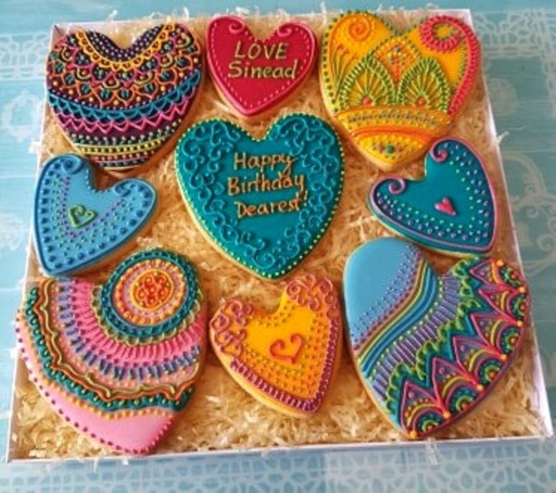 Henna-style Decorated Cookies / Indian Bollywood Henna Mehndi Biscuit ...