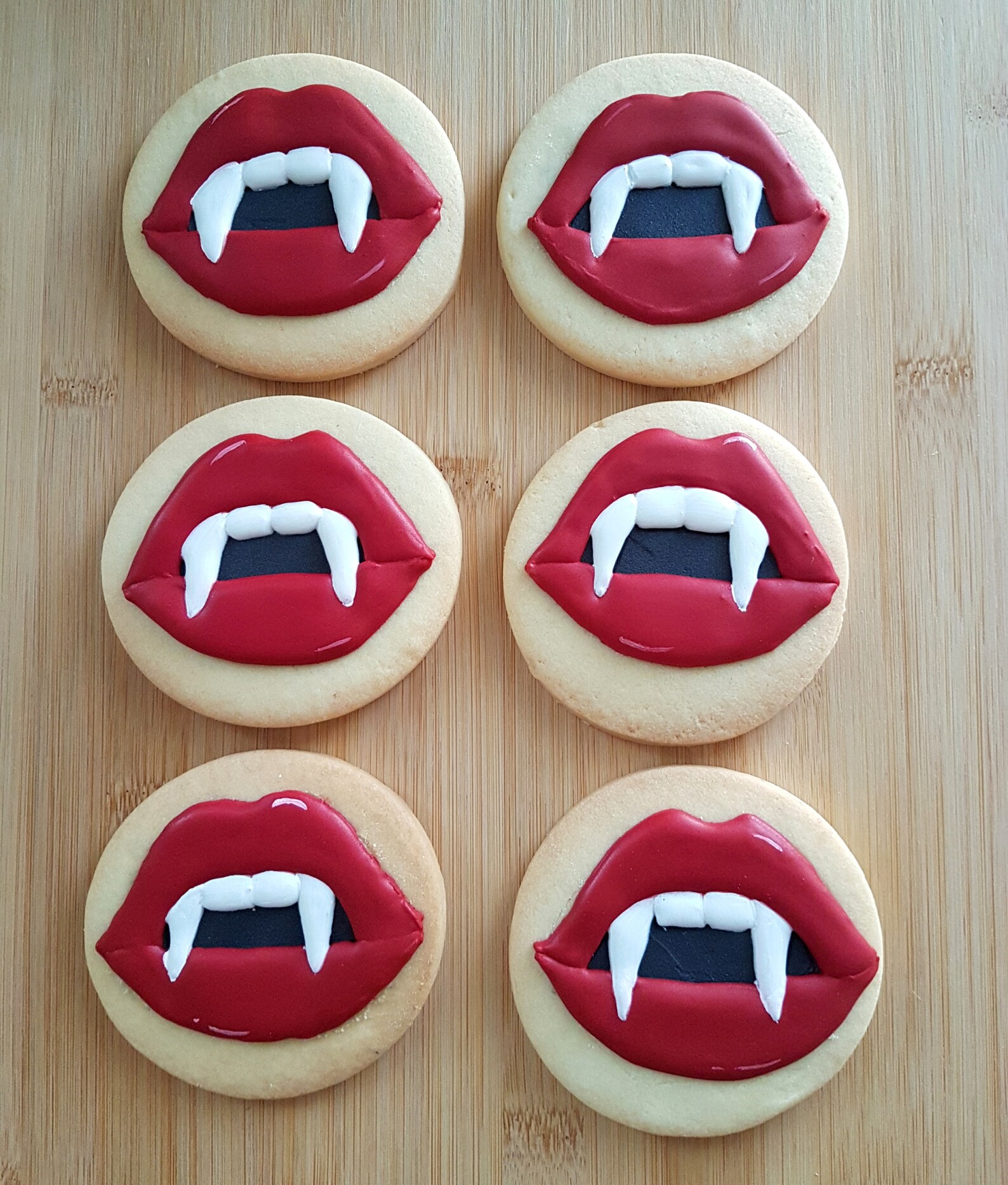 10 Vampire cookies / Vampire mouth / Vampire biscuits / - Etsy.de
