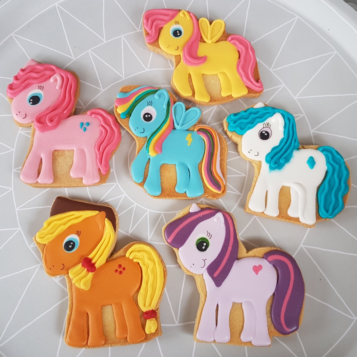 6 Little Pony Biscuits / 6 Big Little Pony Cookies / Party - Etsy UK