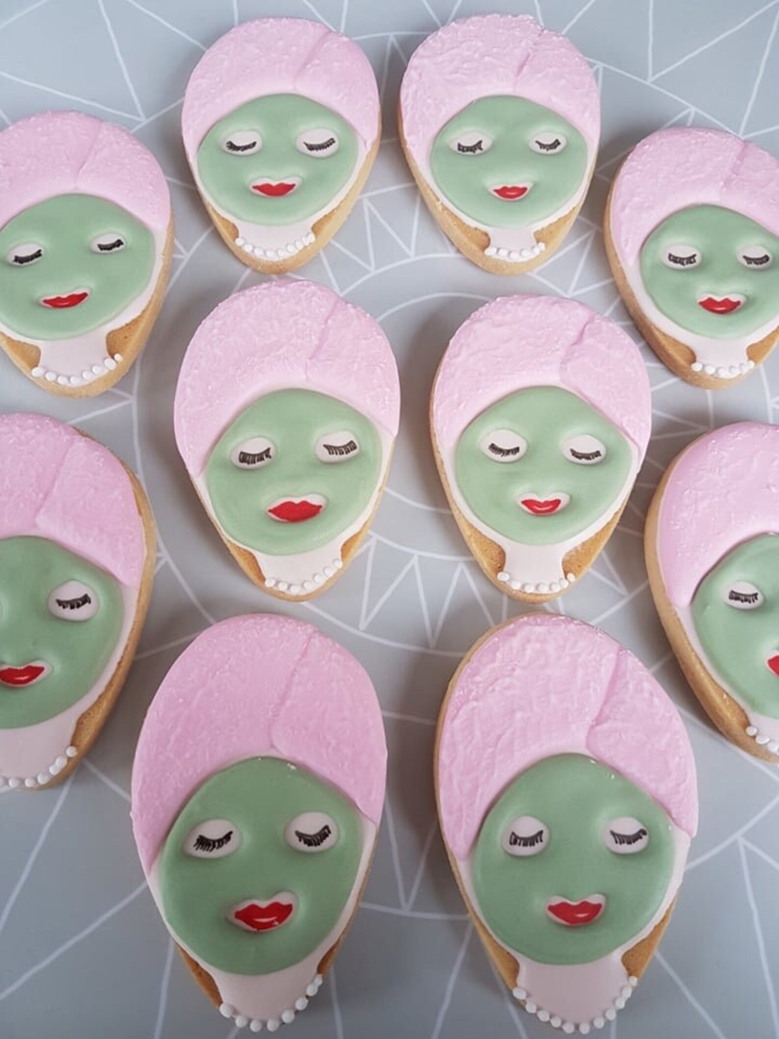 10 Hen Party Cookies/ Party Favours / Spa Cookies / 10 Face - Etsy UK