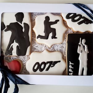 James Bond / Personalised Cookies / James Bond Birthday Cookies ...