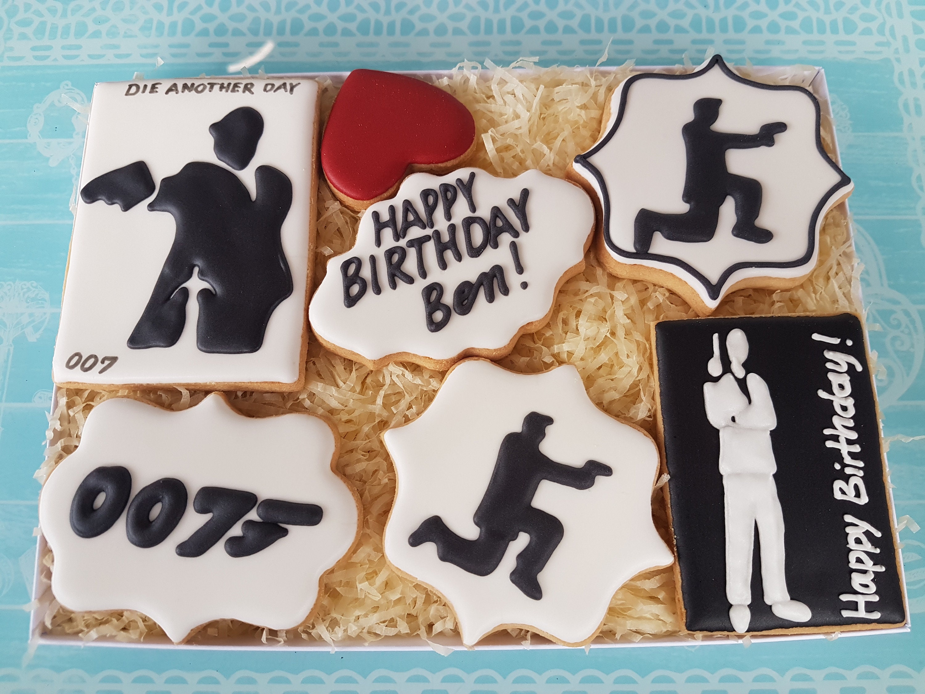 James Bond / Personalised Cookies / James Bond Birthday - Etsy UK