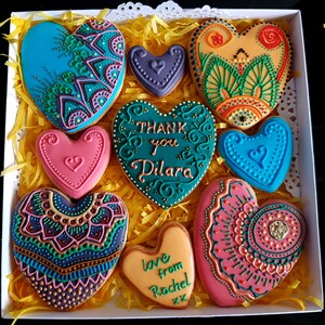 Henna-style Decorated Cookies / Indian Bollywood Henna Mehndi Biscuit ...