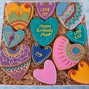 Henna-style Decorated Cookies / Indian Bollywood Henna Mehndi Biscuit ...