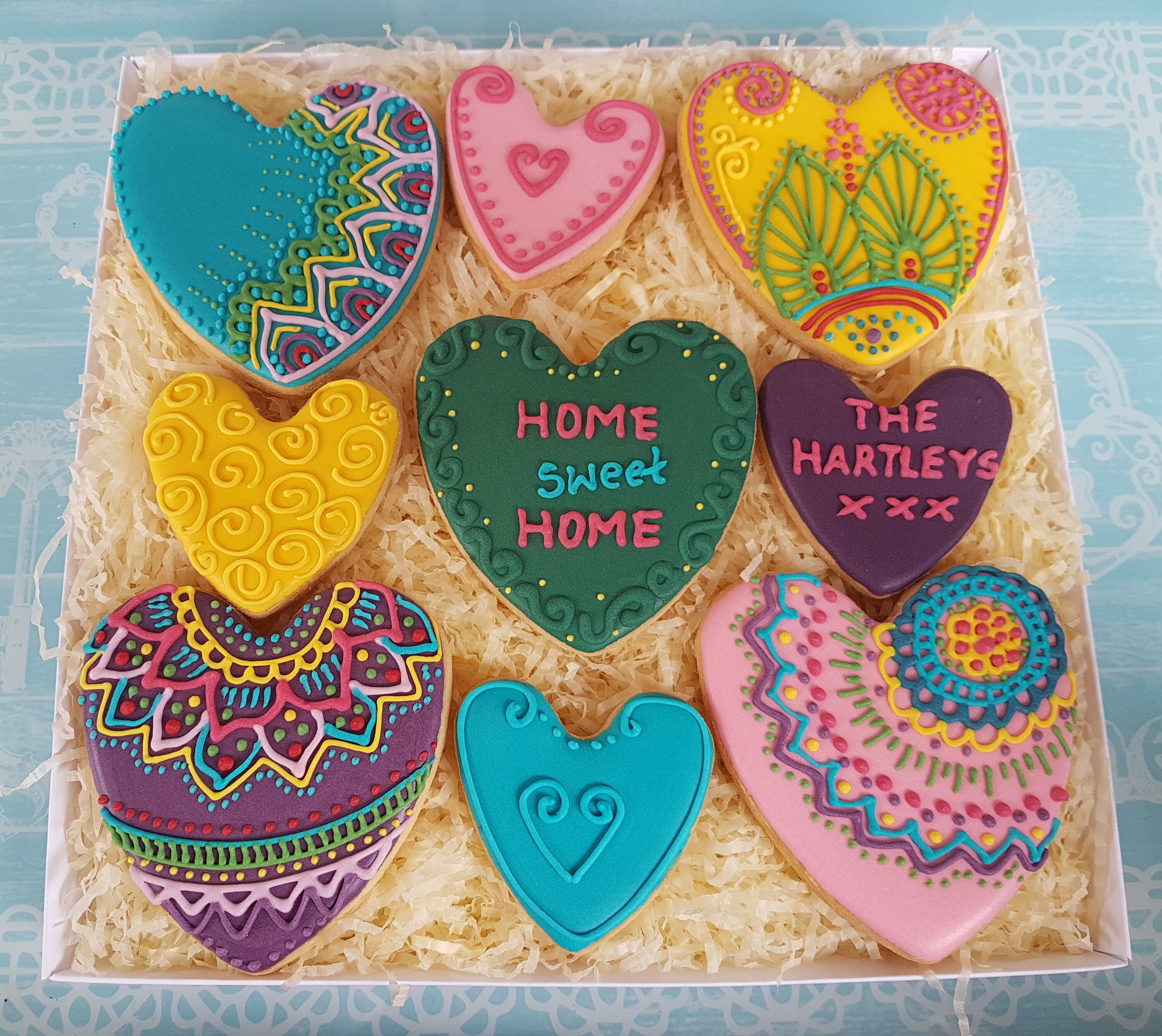 Henna-style Decorated Cookies / Indian Bollywood Henna Mehndi Biscuit ...