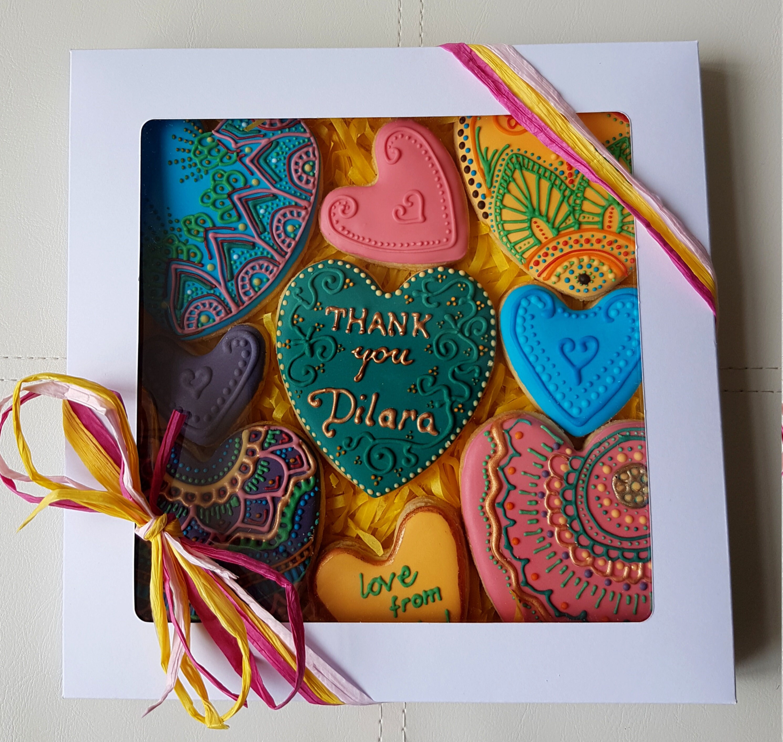 Henna-style Decorated Cookies / Indian Bollywood Henna Mehndi Biscuit ...
