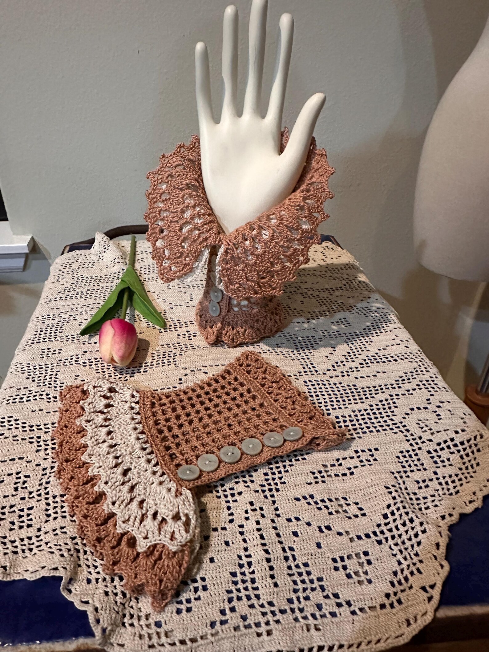 Crocheted Fingerless Mitts / Frilled & Ruffled Lace Cuffs - Etsy