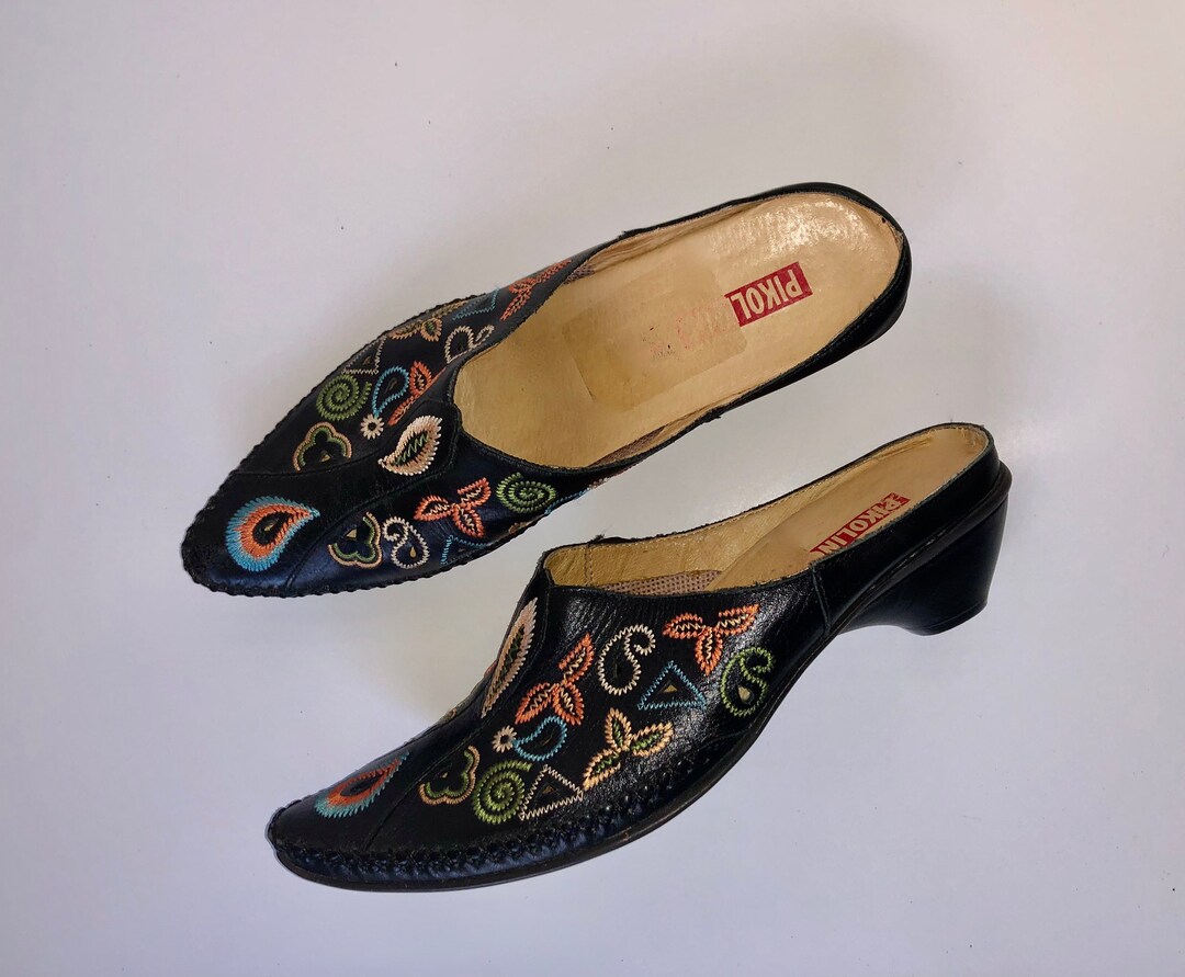 Pikolinos Vintage Black Leather Spanish Embroidered Mules - Size 37 or ...