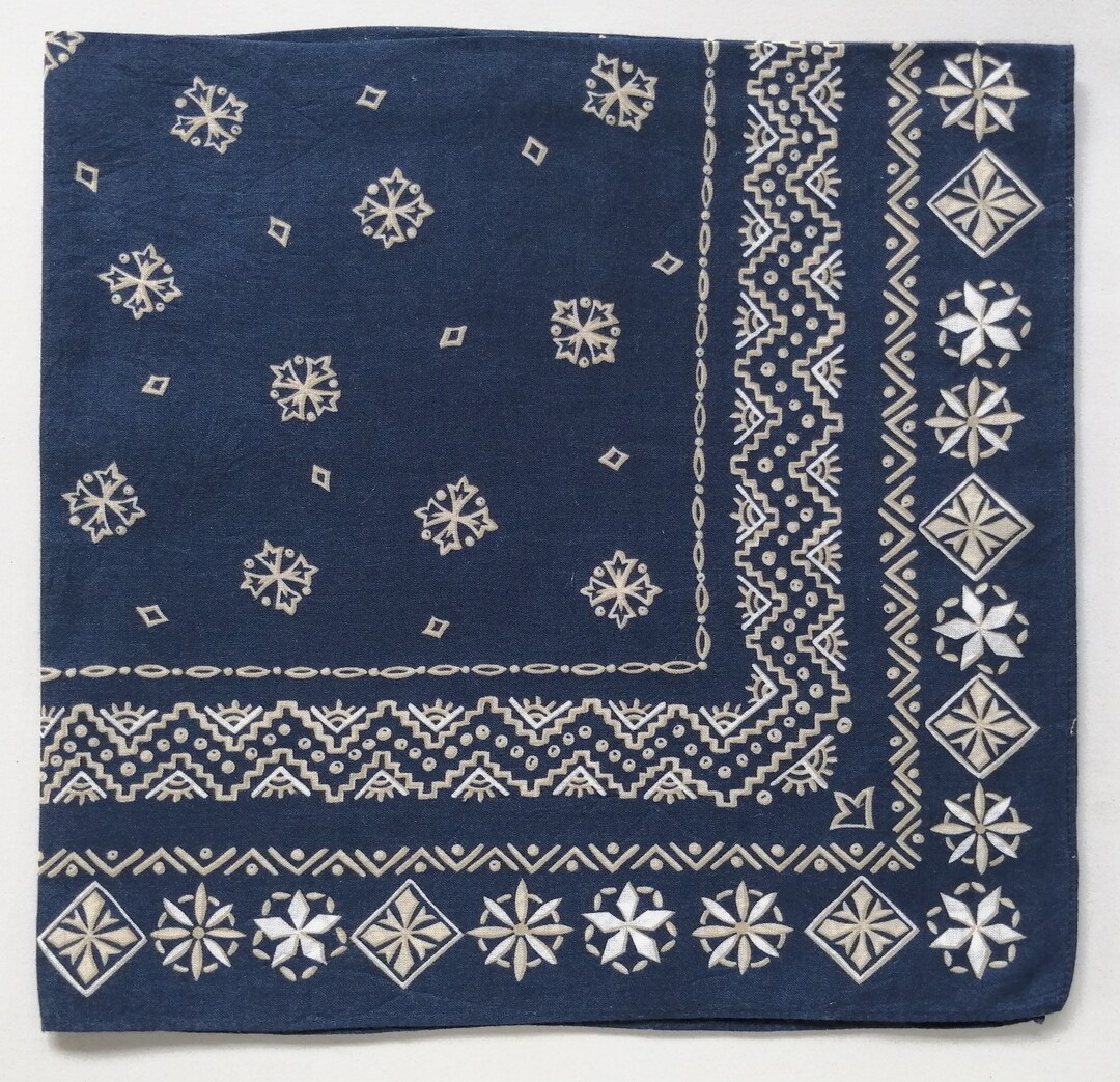Motif Floral Pattern Blue Bandana, 22" X 22" Inches, Cotton, Holiday ...