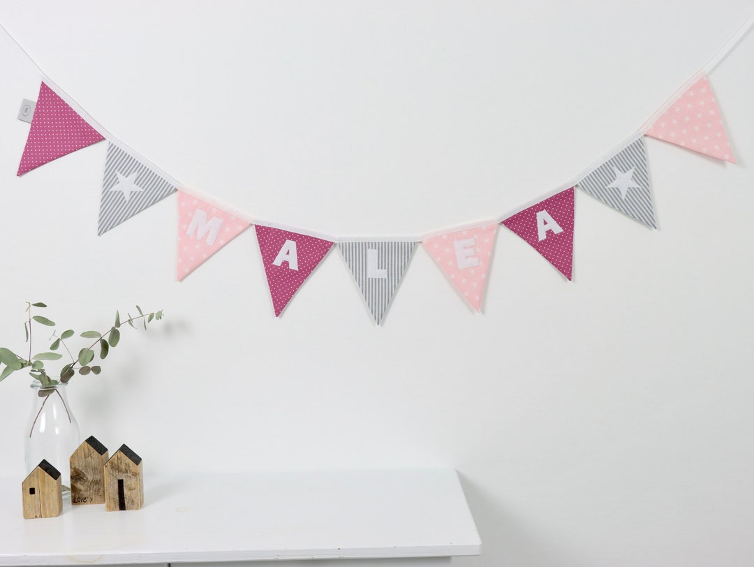 Cadena de banderines con nombres y asteriscos decoración habitación ...
