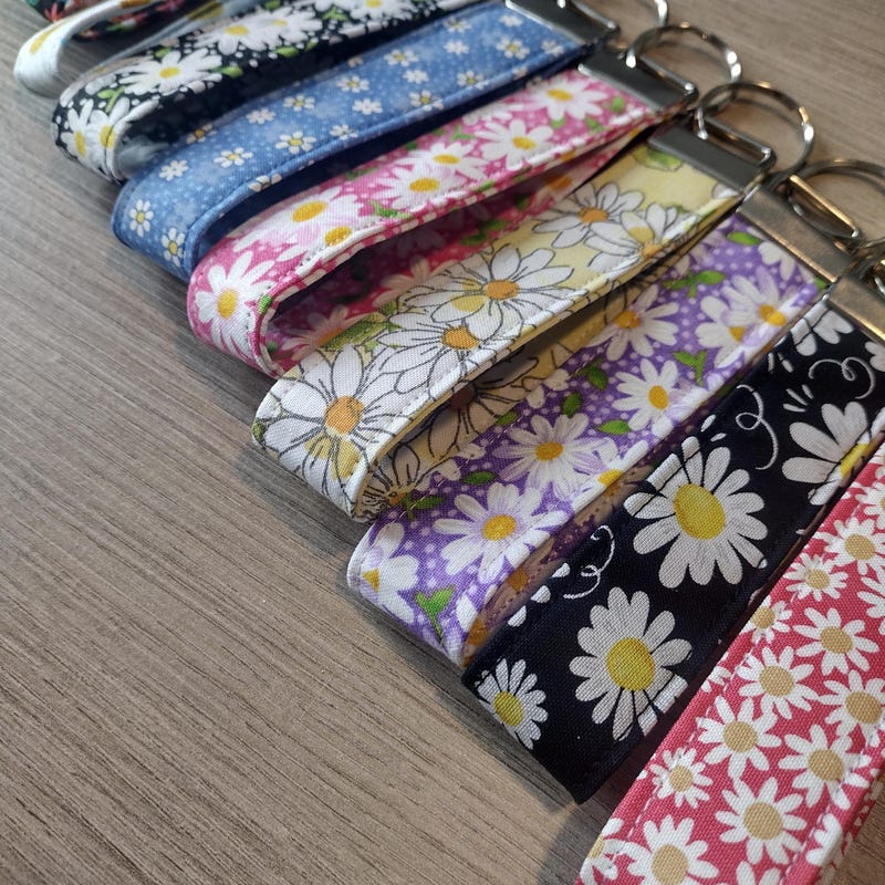 Key Chain Lanyard Daisy - Etsy
