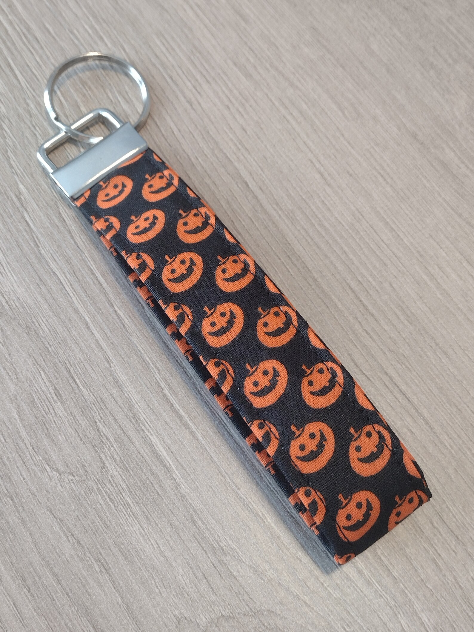 Halloween Pumpkins Key Fob - Jack O Lantern Key Chain - Pumpkin Patch ...