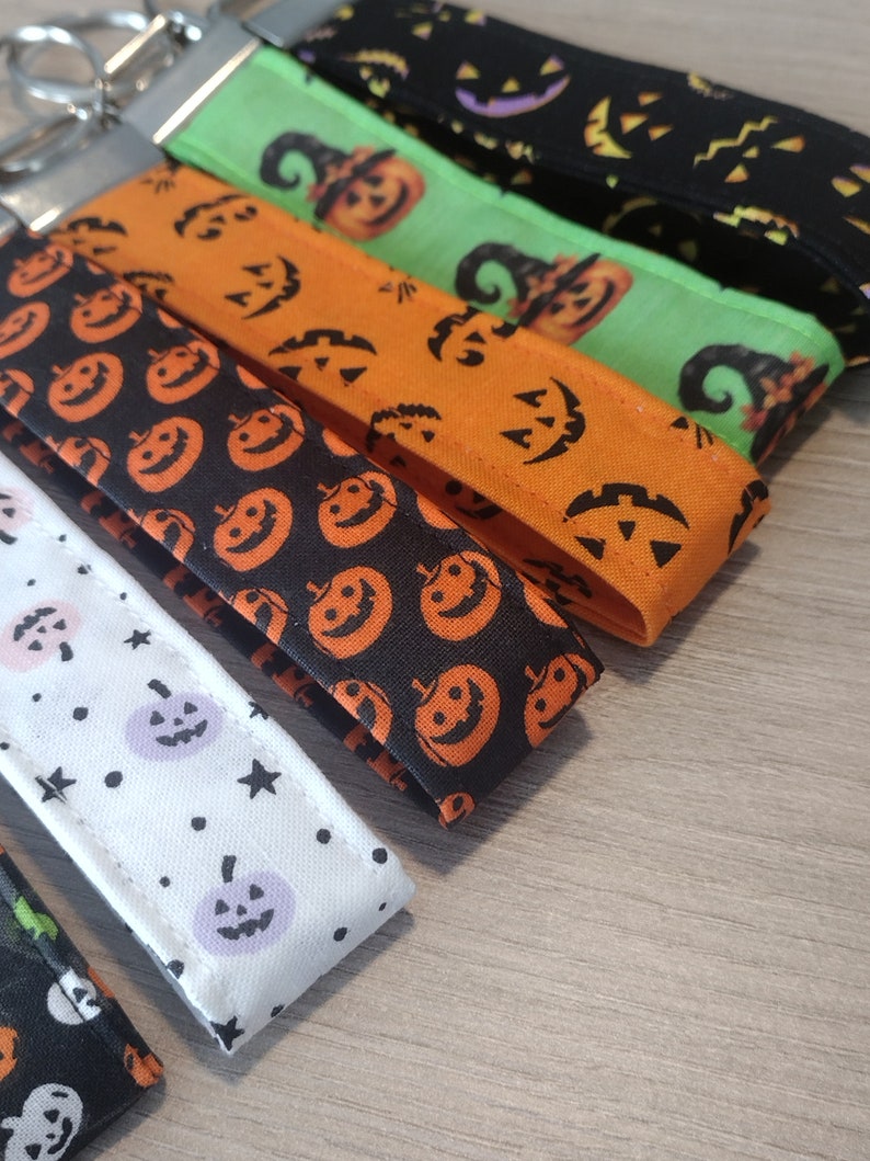 Halloween Pumpkins Key Fob - Jack O Lantern Key Chain - Pumpkin Patch ...