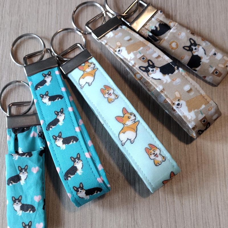 Key Chains Corgi - Etsy