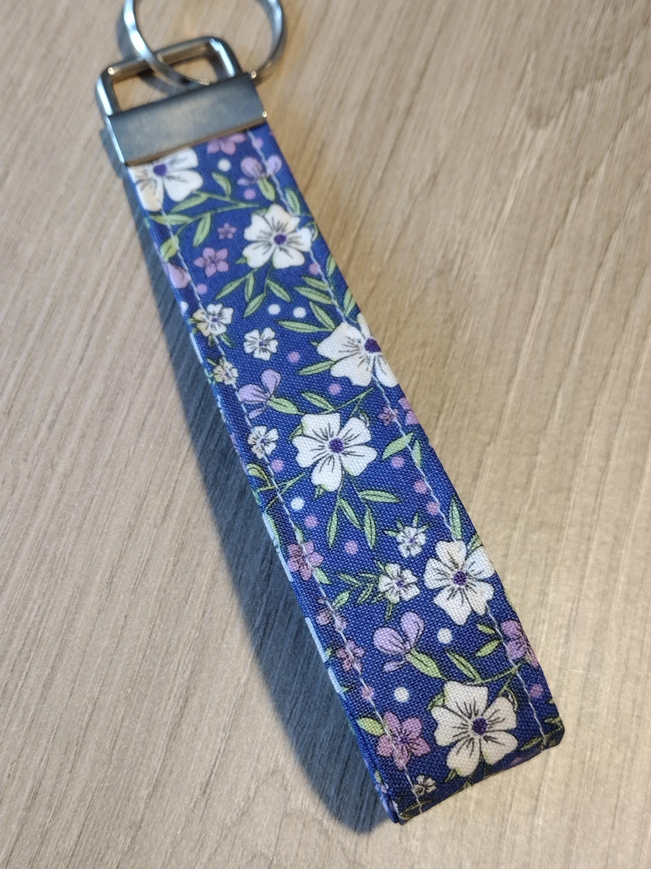 Flowers Key Fob - Floral Wristlets - Pretty Flower Key Chain - Etsy