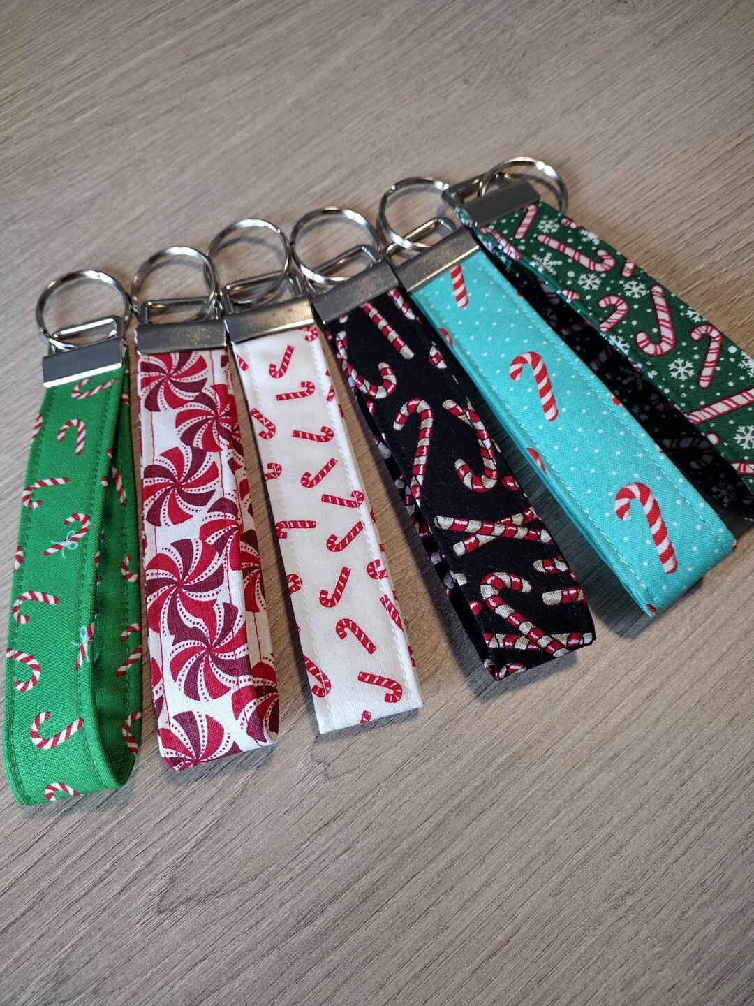 Christmas Candy Key Fob: Holiday Wristlet - Etsy