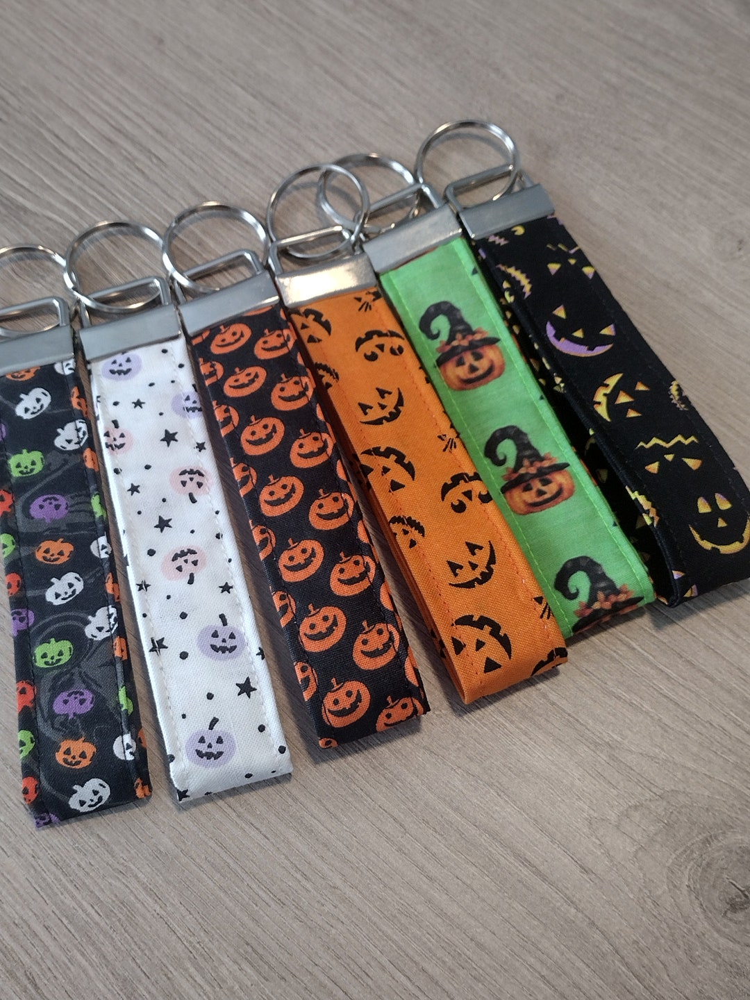 Halloween Pumpkins Key Fob - Jack O Lantern Key Chain - Pumpkin Patch ...