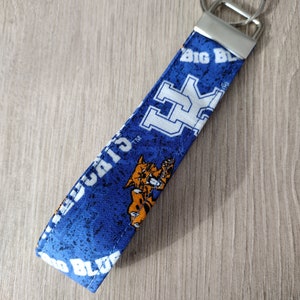 University of Kentucky Key Fob - UK Key Chain - Wildcats Wristlet - Etsy