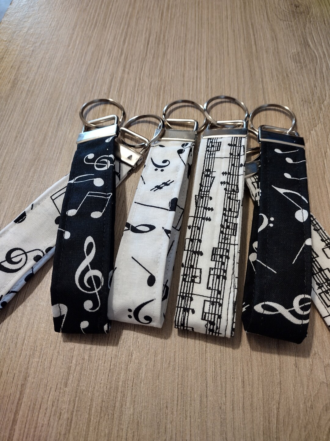 Black and White Music Notes Key Fob Musical Key Chain Band - Etsy