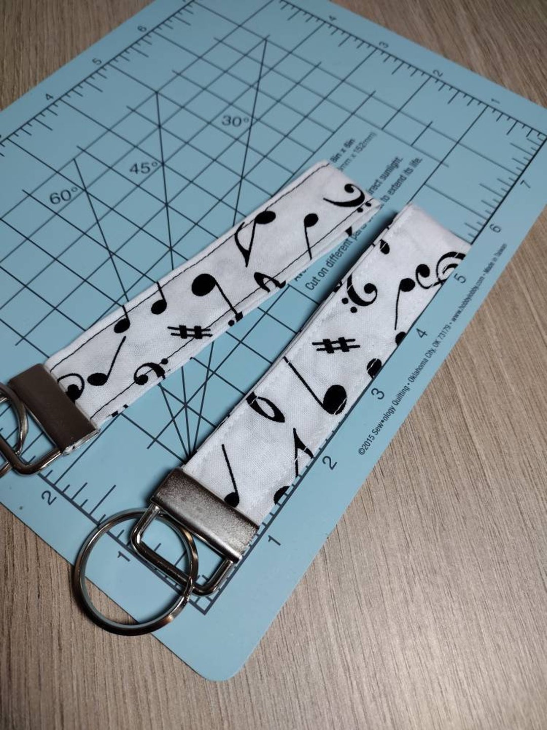 Black and White Music Notes Key Fob Musical Key Chain Band - Etsy