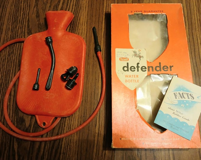 Vintage Defender Fountain Syringe Enema Bag Water Bottle Syringe 2 Qt ...