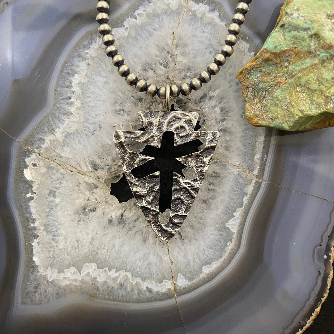 Cheyenne Custer Navajo Sterling Silver Tufa Cast Arrowhead Unisex ...