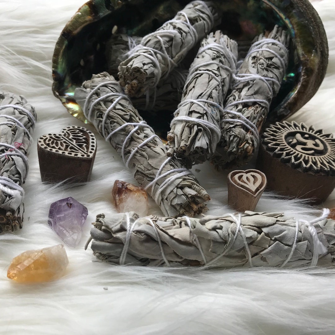 White Sage Bundle Sacred Smoke Stick White Sage Energy Cleansing Ritual ...