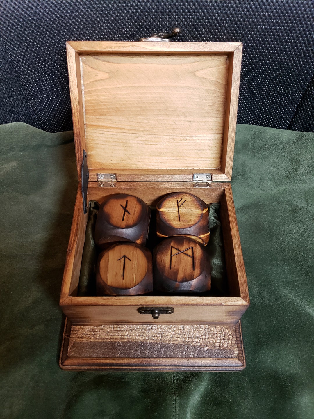 Rune Dice Gift Box - Etsy